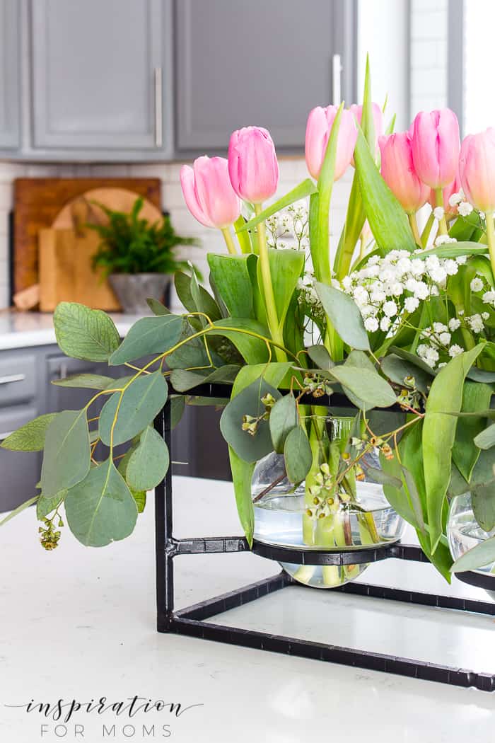 13 Spring Flower Centerpieces for your Dining Room! – Craftivity Designs