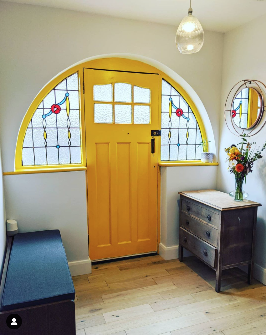 20+ Homes with Yellow Front Doors – Craftivity Designs