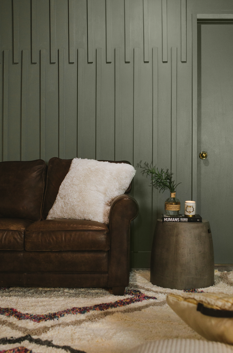 10 Home Interiors with Green Trim or Woodwork – Craftivity Designs