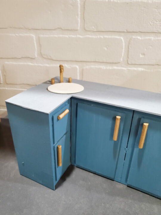 How to Make a DIY Dollhouse Kitchen – Craftivity Designs