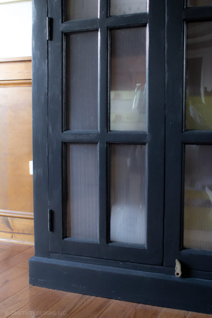 DIY Reeded Glass Cabinet Doors – Craftivity Designs