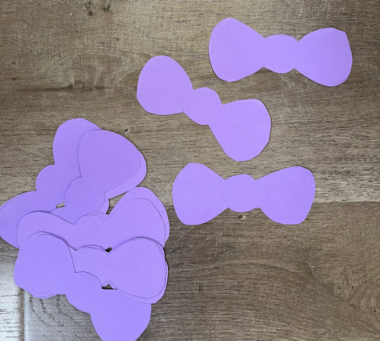 Easy DIY Pin the Bow on the Doll Game – Craftivity Designs